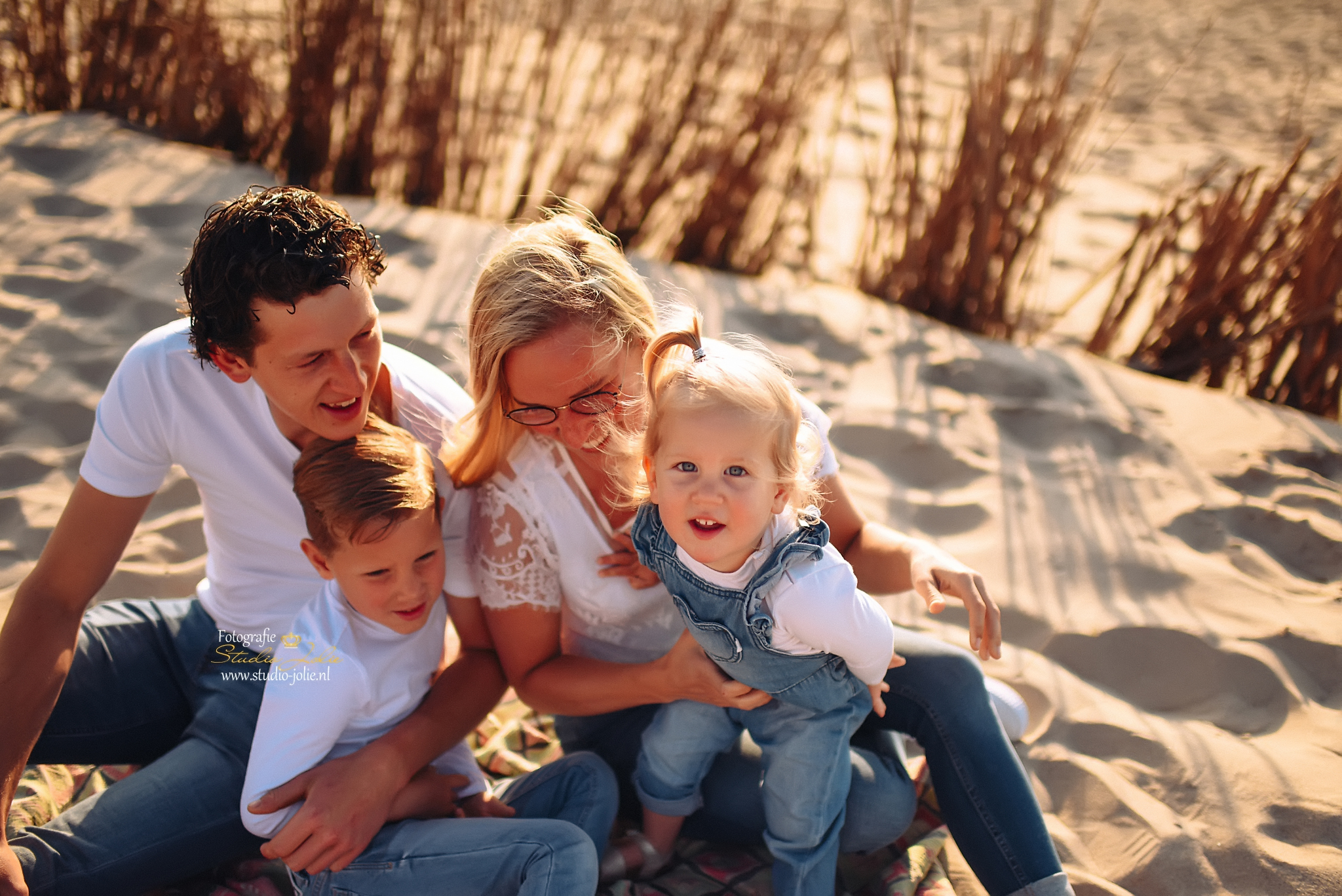 fotoshoot gezin buiten - Fotografie Studio Jolie